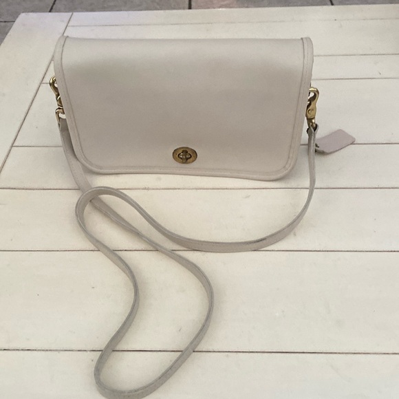 Coach | Bags | Coach Vintage From The 9s Penny Pocket Shouldercrossbody ...
